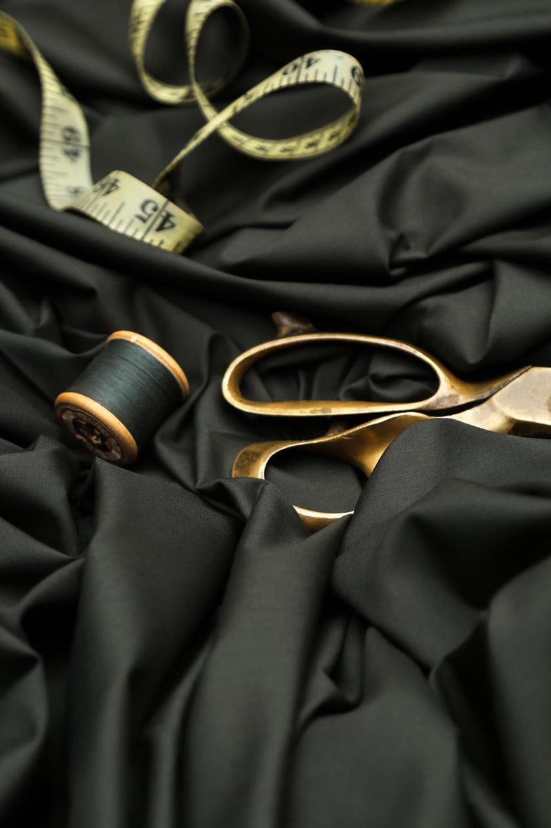 Men – Threads & Weaves